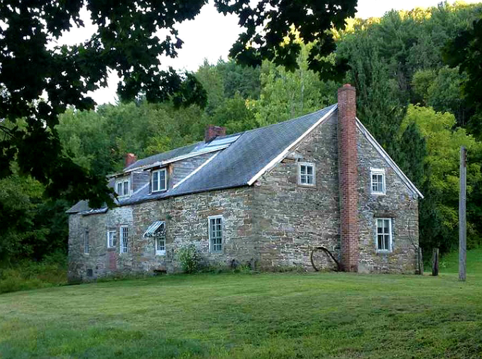 Old Stone Home Needs a Hero | Old Stone Houses
